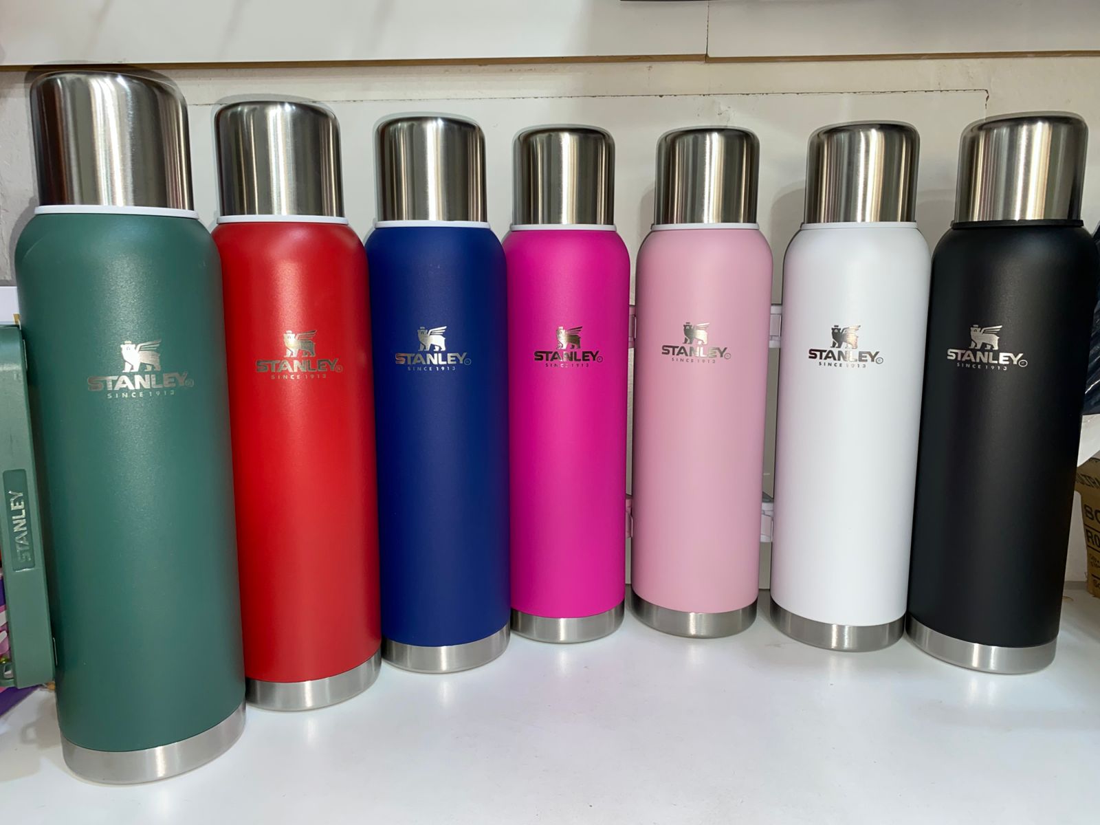 OFERTA TERMO STANLEY 1300ML